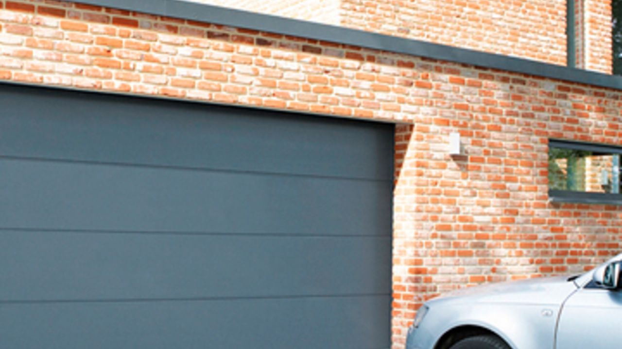 Premium Garagentore online konfigurieren und günstig kaufen